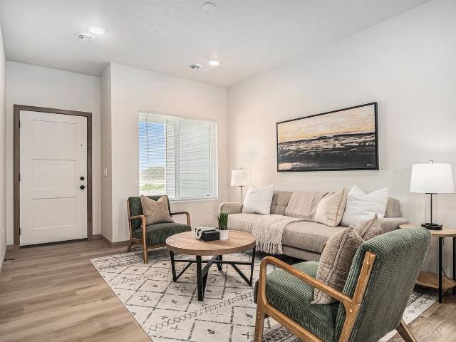 The Wondery 2 Bedroom Apartment for Rent at 5600 S Rateliff Ave, Sioux Falls, SD 57108