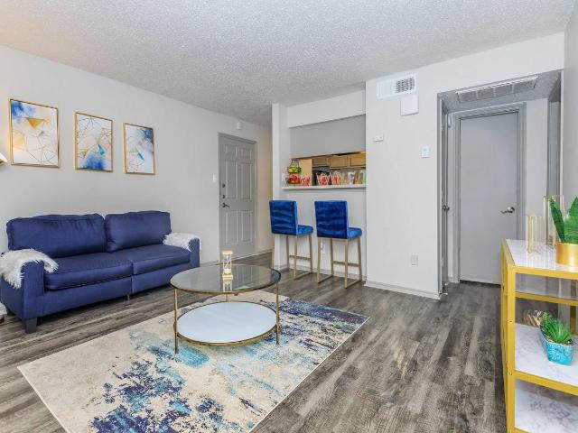 The Woodford 2 Bedroom Apartment for Rent at 6001 Oakland Hills Drive, Fort Worth, TX 76112 Woodhaven