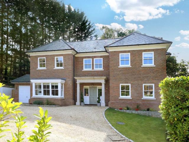 The Woodlands, Penn HP10, 4 bed country house to rent, £6,250 pcm | PrimeLocation