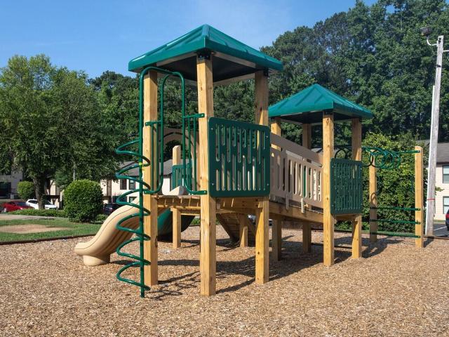 The woods At camp Creek 2 Bedroom Apartment for Rent at 3222 Kenelworth Dr, East Point, GA 30344