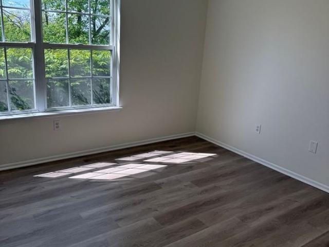 The Woods At King George 2 Bedroom Apartment for Rent at King Ct, Dunellen, NJ 08812