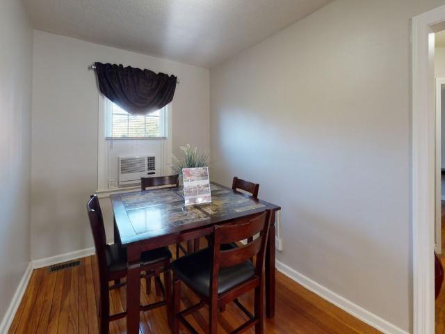 The Woods of Fairlawn 1 Bedroom Apartment for Rent at 17 Manor Road unit A, Akron, OH 44313 Wallhaven