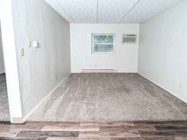 The Woods of Liberty 1 Bedroom Apartment for Rent at 4151 Logan Gate Rd, Youngstown, OH 44505