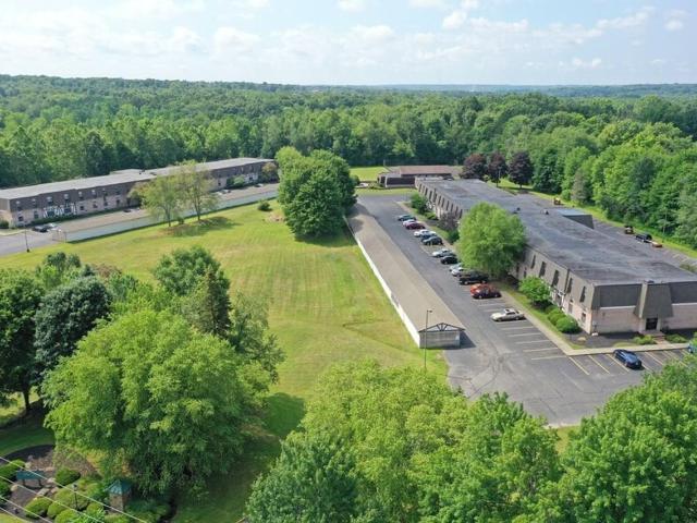 The Woods of Liberty 1 Bedroom Apartment for Rent at 4151 Logan Gate Rd, Youngstown, OH 44505