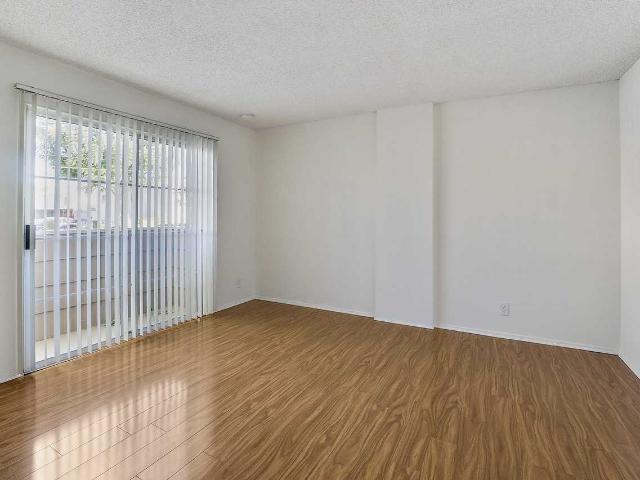 The Woodside Apartments 2 Bedroom Apartment for Rent at 17810 Merridy St, Los Angeles, CA 91325 Northridge