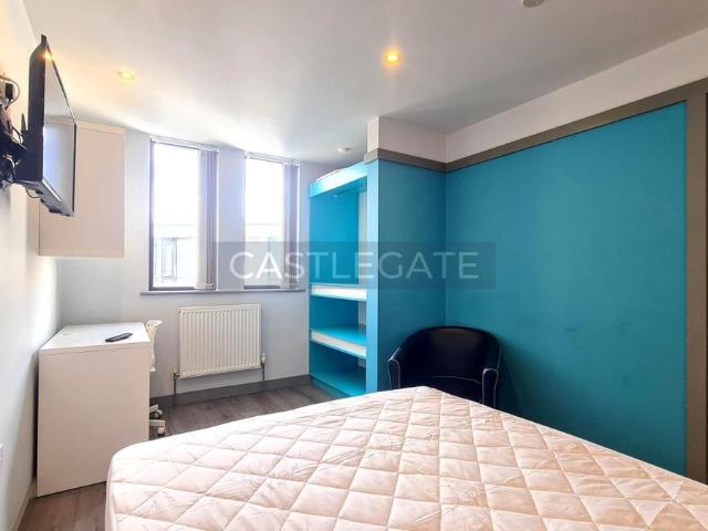 The Works At Standard House, Half Moon Street, Huddersfield HD1, 7 bed shared accommodation to rent, £450 pcm | PrimeLocation