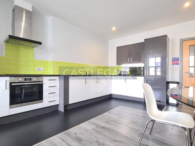 The Works, Half Moon Street, Huddersfield HD1, Room to rent, £450 pcm | PrimeLocation