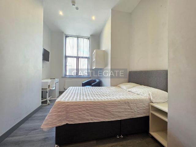 The Works, Half Moon Street, Huddersfield HD1, Room to rent, £475 pcm | PrimeLocation