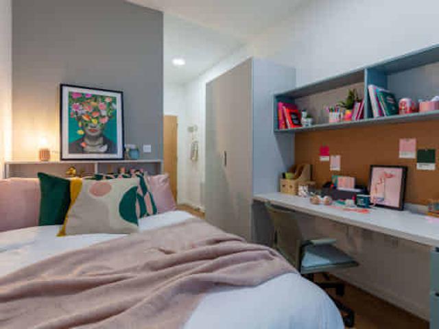 The Waterways, Nottingham Student Accommodation | Amber