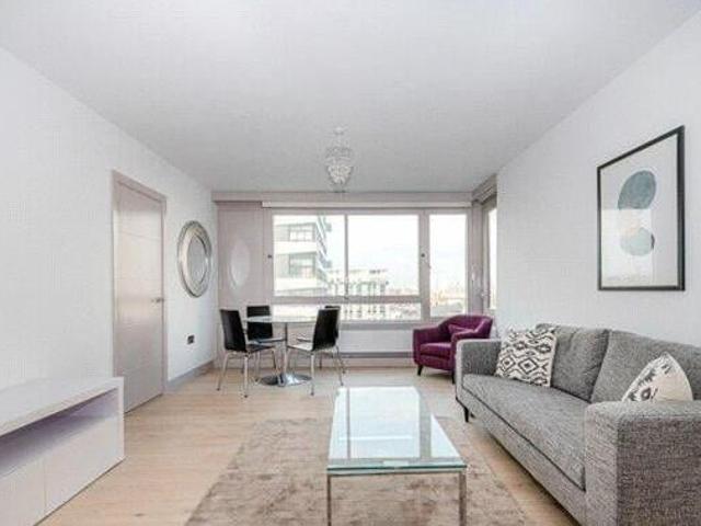 The Water Gardens, Hyde Park, 2 Bedroom Apartment