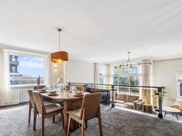 The Water Gardens, London, 4 Bedroom House
