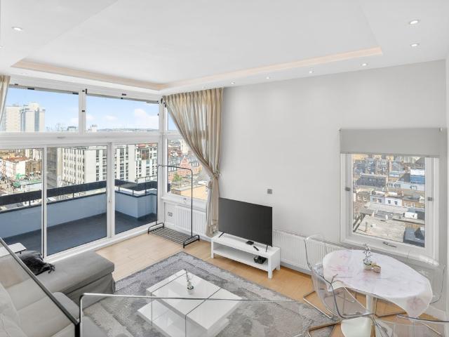 The Water Gardens, London W2, 2 bed flat to rent, £3,900 pcm | PrimeLocation