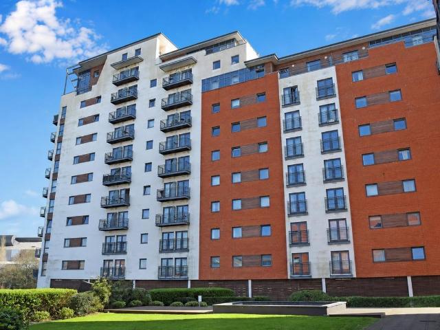 The Water Quarter, Galleon Way, Cardiff Bay CF10, 2 bed flat to rent, £1,395 pcm | PrimeLocation