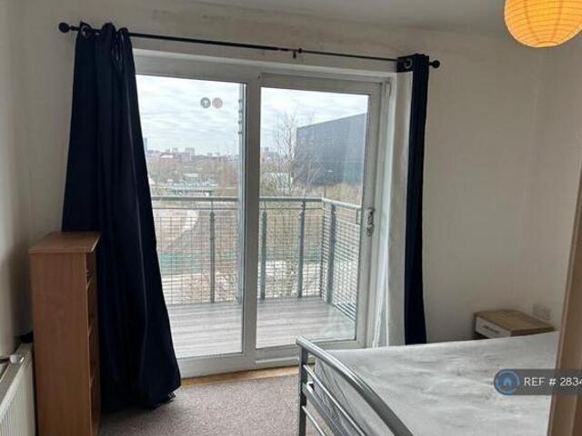 The Waterfront, Manchester, 2 Bedroom Flat