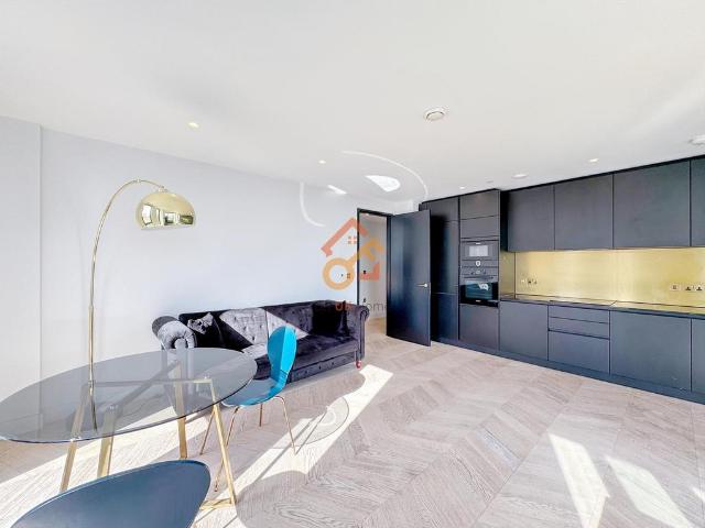 The Waterman, 5 Tidemill Square. 2 bed flat to rent £2,700 pcm £623 pw