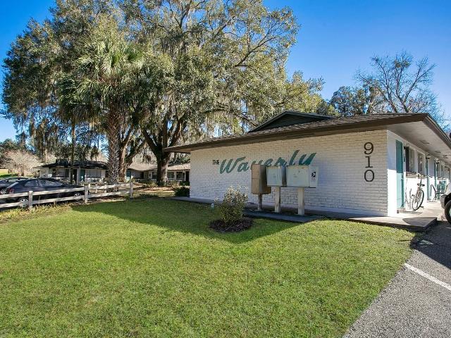 The Waverly Apartments 1 Bedroom Apartment for Rent at 910 Ne 2nd St, Ocala, FL 34470