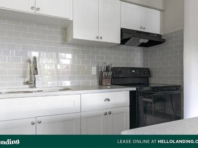 The Wayland Studio Apartment for Rent at 305 Dr. M.L.K. Jr St South, St. Petersburg, FL 33705 Harbordale