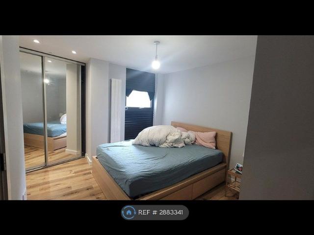 The Waldrons, London CR0, Room to rent, £1,150 pcm | PrimeLocation