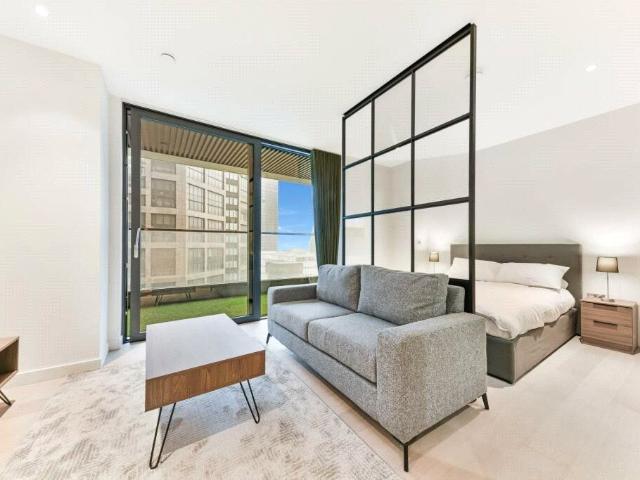 The Wardian, Bagshaw Building, 1 Wards Place, London E14, Studio to rent, £2,500 pcm | PrimeLocation