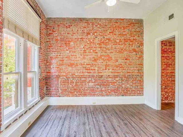 The Washburn 1 Bedroom Apartment for Rent at 60 South Main Street, Memphis, TN 38103