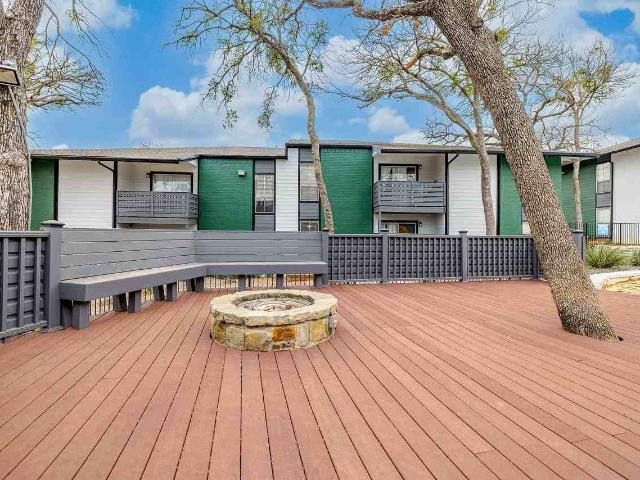 The Washington Apartment Homes 1 Bedroom Apartment for Rent at 707 Washington Dr, Arlington, TX 76011