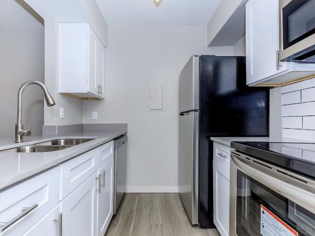 The Washington Apartment Homes 1 Bedroom Apartment for Rent at 707 Washington Dr, Arlington, TX 76011