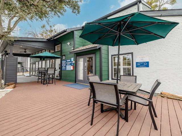 The Washington Apartment Homes 2 Bedroom Apartment for Rent at 707 Washington Dr, Arlington, TX 76011
