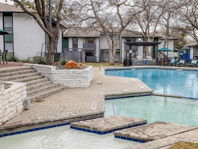 The Washington Apartment Homes 2 Bedroom Apartment for Rent at 707 Washington Dr, Arlington, TX 76011