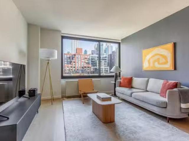 The Westminster, 180 W 20th St, Chelsea 1 Bedroom 1 Bath