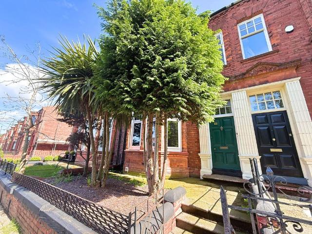 The Westlands, Barnes SR4, 4 bed terraced house to rent, £1,450 pcm | PrimeLocation