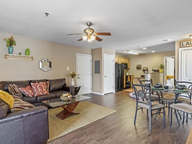 The Whitney Apartments 2 Bedroom Apartment for Rent at 1601 E Florida Ave, Urbana, IL 61802