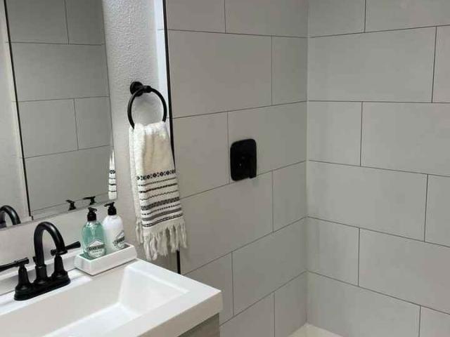 The White House Apts 1 Bedroom Apartment for Rent at 1202 N 7th St, Tacoma, WA 98403 North End