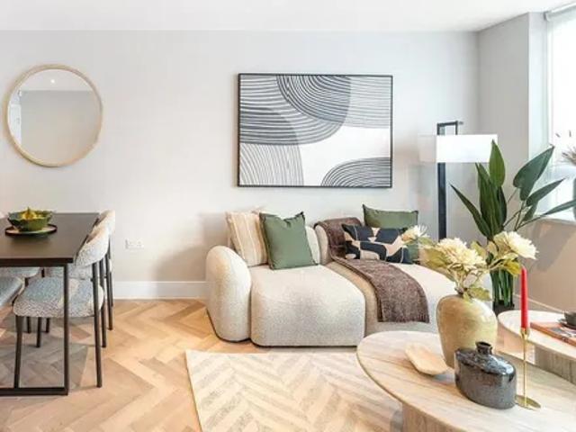 The White House Preparatory School & Woodentops Kindergarten, 24 Thornton Road, London, SW12 0LF, United Kingdom | 3 bed house for rent #167549282 | Rentberry