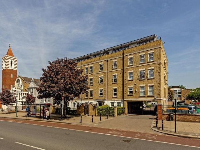 The White House, Tooting, London, SW17 2 bed flat to rent £2,400 pcm £554 pw