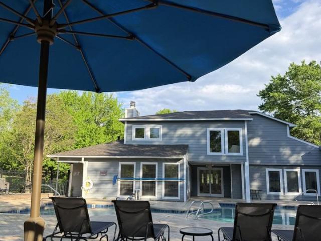 The Willow 1 Bedroom Apartment for Rent at 101 Meadowood St, Greensboro, NC 27409