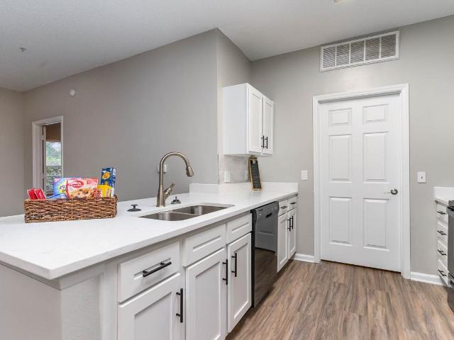 The Willow 3 Bedroom Apartment for Rent at 414 Mill Creek Ct, Wilmington, NC 28403