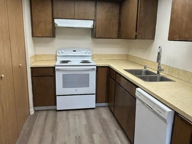 The Willows 2 Bedroom Apartment for Rent at 7406 47th Ave Ne, Marysville, WA 98270 Downtown Marysville