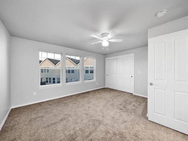 The Willows 3 Bedroom Apartment for Rent at 13515 Se Holgate Blvd, Portland, OR 97236 Powellhurst Gilbert