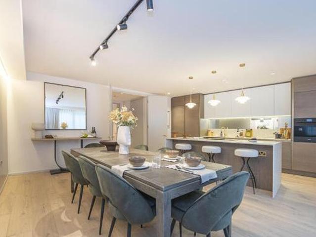 The Willows, Coombe Lane, 5 Bedroom Semi detached