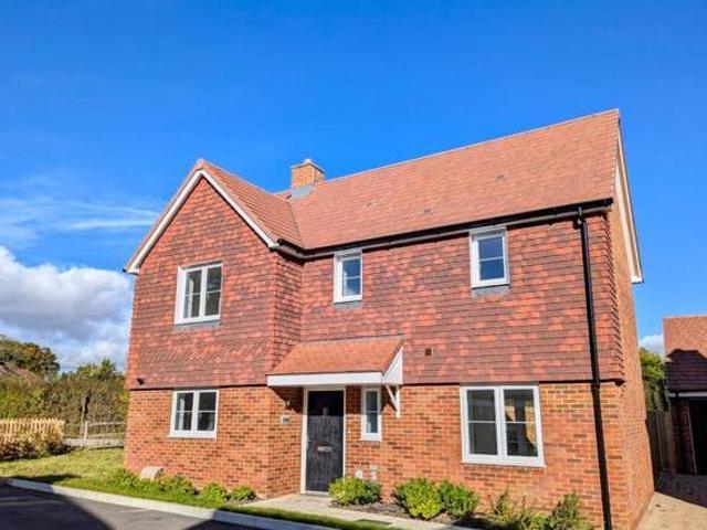 The Willows, Horam, 3 Bedroom Detached