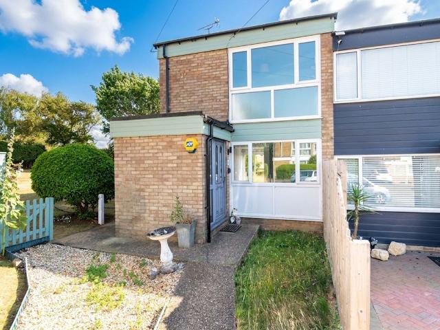 The Willows, Little Harrowden NN9, 3 bed semi detached house to rent, £1,100 pcm | PrimeLocation