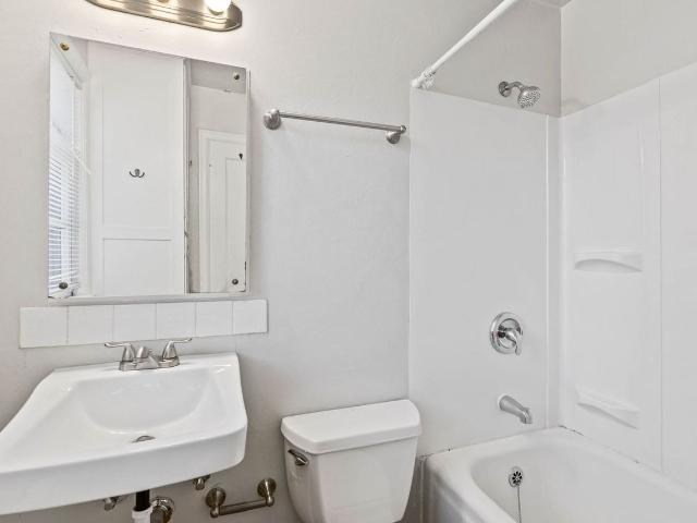 The Wilshire 1 Bedroom Apartment for Rent at 1226 W 5th Ave, Spokane, WA 99204 Cliff Cannon