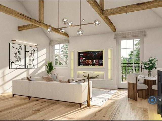The Windmills, Alton, GU34 2 bed flat to rent £1,695 pcm £391 pw