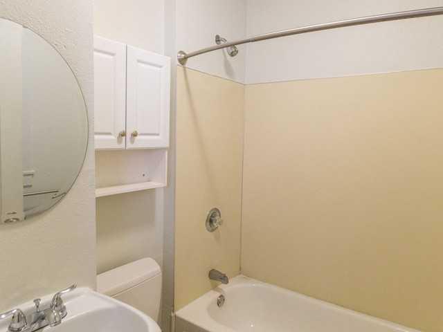 The Winston Apartments Studio Apartment for Rent at 1709 Sw Morrison St, Portland, OR 97205 Goose Hollow