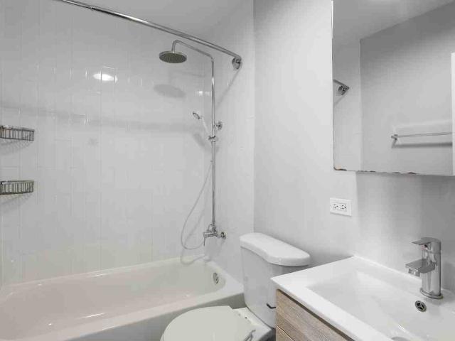 The Winthrop 5411 1 Bedroom Apartment for Rent at 5411 N Winthrop Ave, Chicago, IL 60640 Edgewater