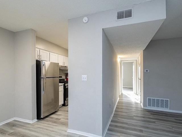 The Wren 1 Bedroom Apartment for Rent at 460 E Blackstock Rd, Spartanburg, SC 29301