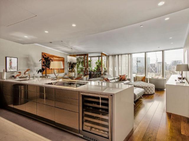 The Tower, One St Georges Wharf. 2 bed apartment to rent £6,500 pcm £1,500 pw