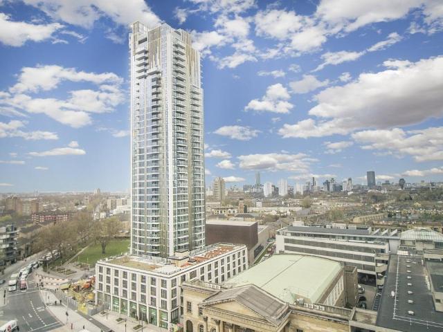 The Tower, One The Elephant, 1 St. 1 bed flat to rent £2,708 pcm £625 pw