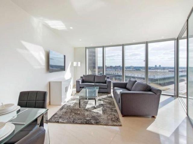 The Tower, St. George Wharf SW8, 1 bed flat to rent, £2,800 pcm | PrimeLocation