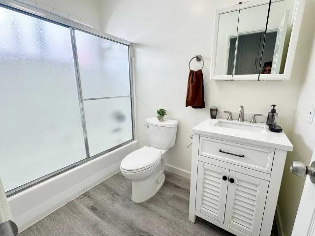 The Town House Of Whittier 1 Bedroom Apartment for Rent at 7017 Pickering Ave, Whittier, CA 90602 Uptown Whittier